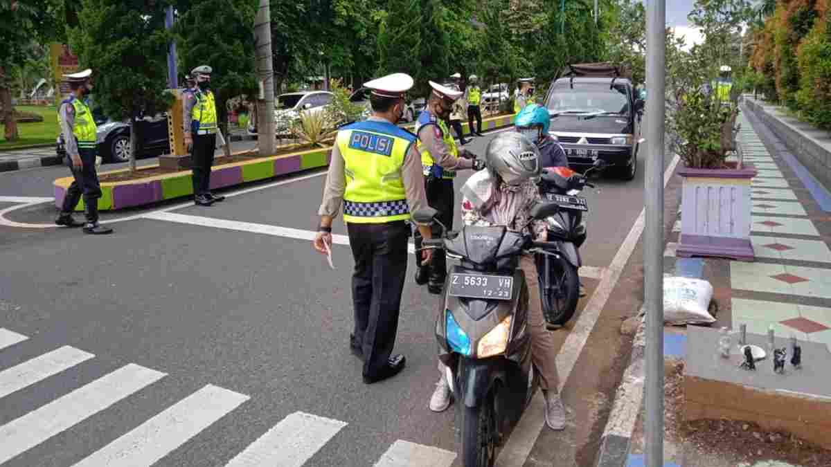 Hari Pertama Zebra Lodaya, Polres Ciamis Tilang Puluhan Pelanggar Hari Pertama Zebra Lodaya, Polres Ciamis Tilang Puluhan Pelanggar