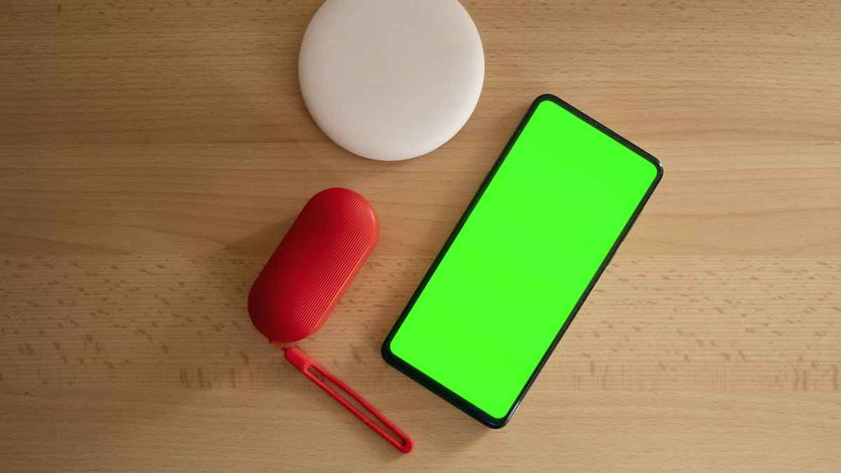 Layar Android Berubah Warna Hijau, Ini Penyebab dan Solusinya Layar Android Berubah Warna Hijau, Ini Penyebab dan Solusinya