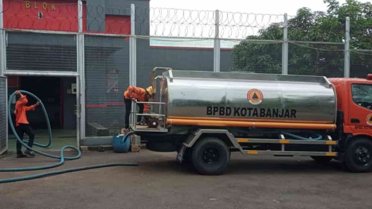 Dampak Hujan Deras, Sejumlah Fasilitas di Lapas Kelas II B Banjar Rusak Dampak Hujan Deras, Sejumlah Fasilitas di Lapas Kelas II B Banjar Rusak