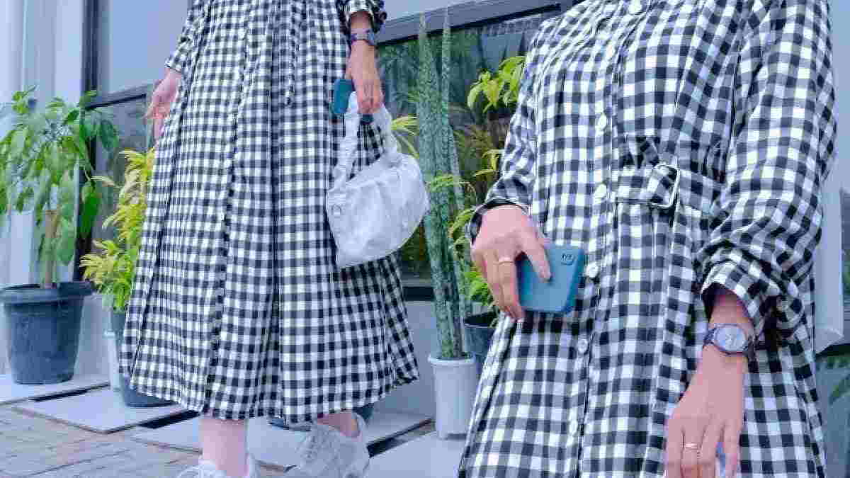 Model Gamis Kotak-Kotak Modern Tampil Cantik dan Fashionable Model Gamis Kotak-Kotak Modern Tampil Cantik dan Fashionable