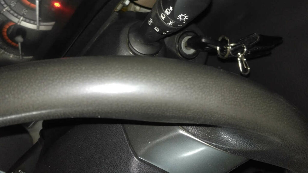 Cara Menyalakan Lampu Mobil Depan yang Aman Sesuai Kondisi Cara Menyalakan Lampu Mobil Depan yang Aman Sesuai Kondisi