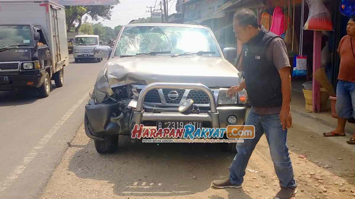 Laka Lantas Libatkan 3 Kendaraan di Ciamis, Pemotor Alami Patah Tulang Laka Lantas Libatkan 3 Kendaraan di Ciamis, Pemotor Alami Patah Tulang