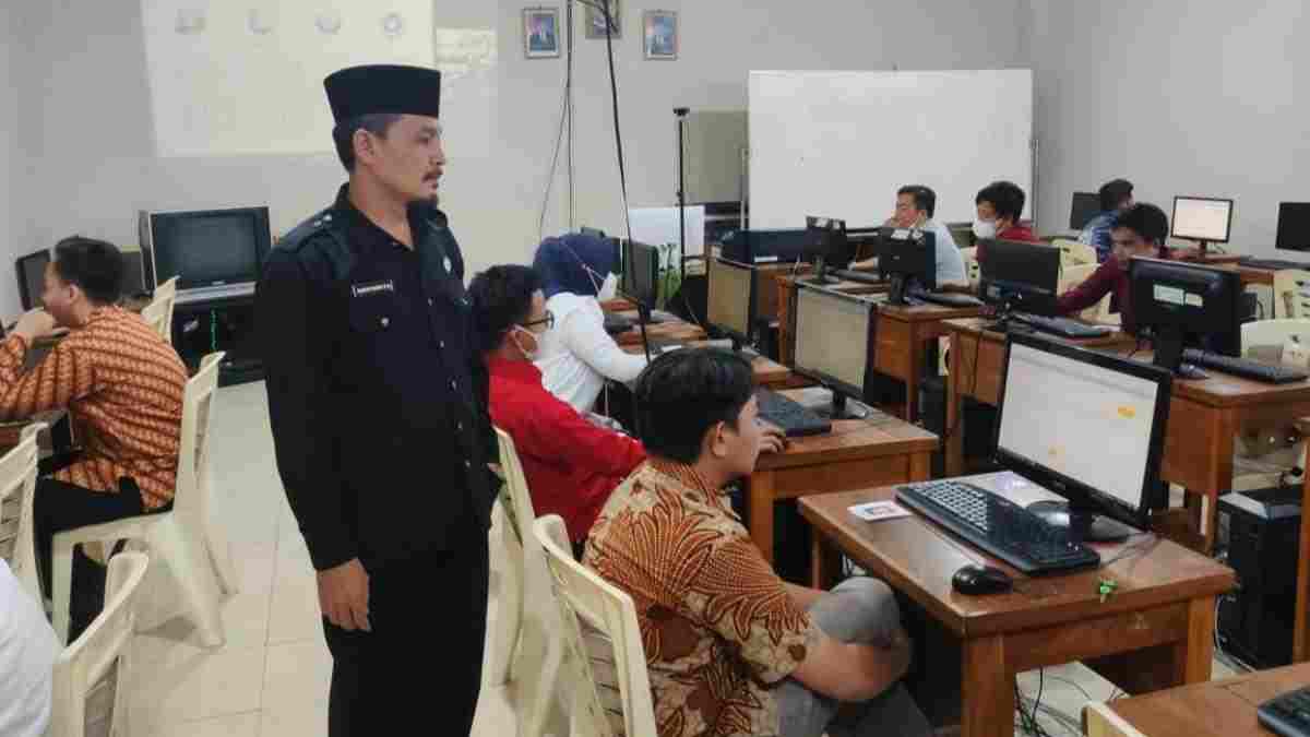 515 Calon Panwascam Bawaslu Ciamis Ikuti Tes CAT 515 Calon Panwascam Bawaslu Ciamis Ikuti Tes CAT