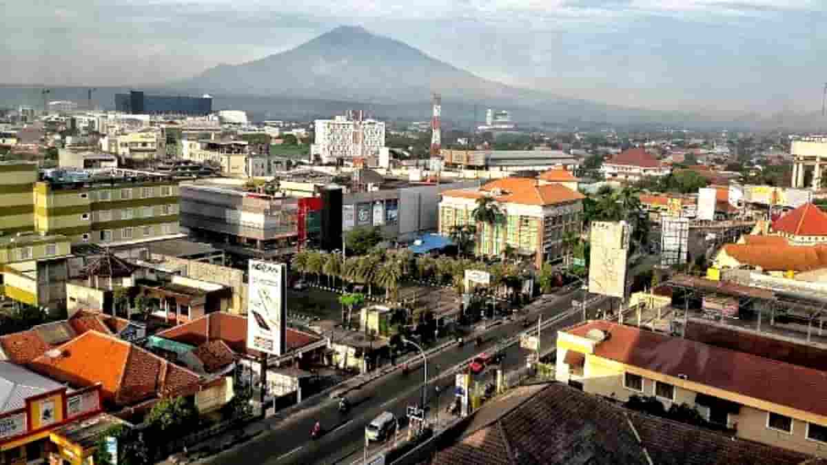 Daerah Terpanas di Jawa Barat Menurut BMKG, Kotamu Termasuk? Daerah Terpanas di Jawa Barat Menurut BMKG, Kotamu Termasuk?