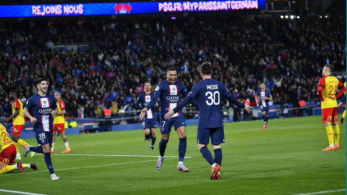 Hasil PSG vs RC Lens: Kylian Mbappe dkk Menang Telak 3-1 Hasil PSG vs RC Lens: Kylian Mbappe dkk Menang Telak 3-1