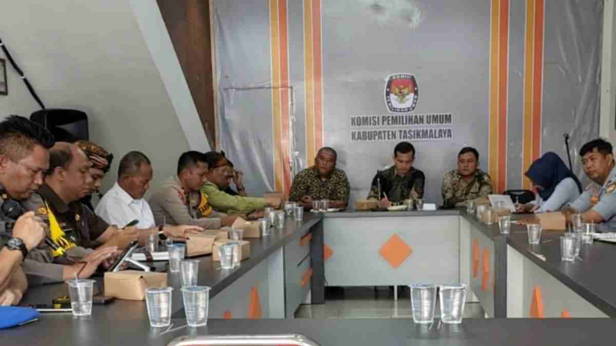 KPU Tasikmalaya Targetkan Rapat Pleno Rekapitulasi Suara Pemilu 2024 ... KPU Tasikmalaya Targetkan Rapat Pleno Rekapitulasi Suara Pemilu 2024 ...